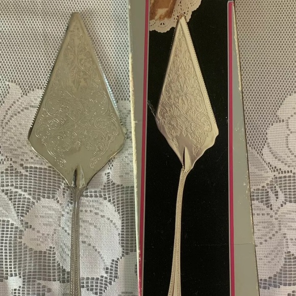 Godinger | Kitchen | Vintage Silver Plated Cake Server By Godinger Ny ...